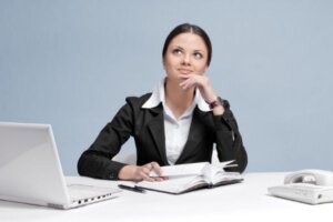 14 Best Virtual Assistant Jobs with No Experience Required in 2024 ...