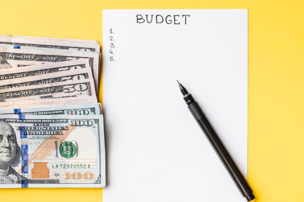9 Brilliant Tips for Living on a Budget - Money Bliss