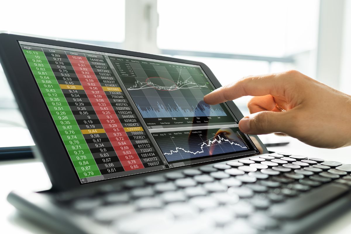 10 Smart Ways to Flip Money and Make More Fast - Money Bliss