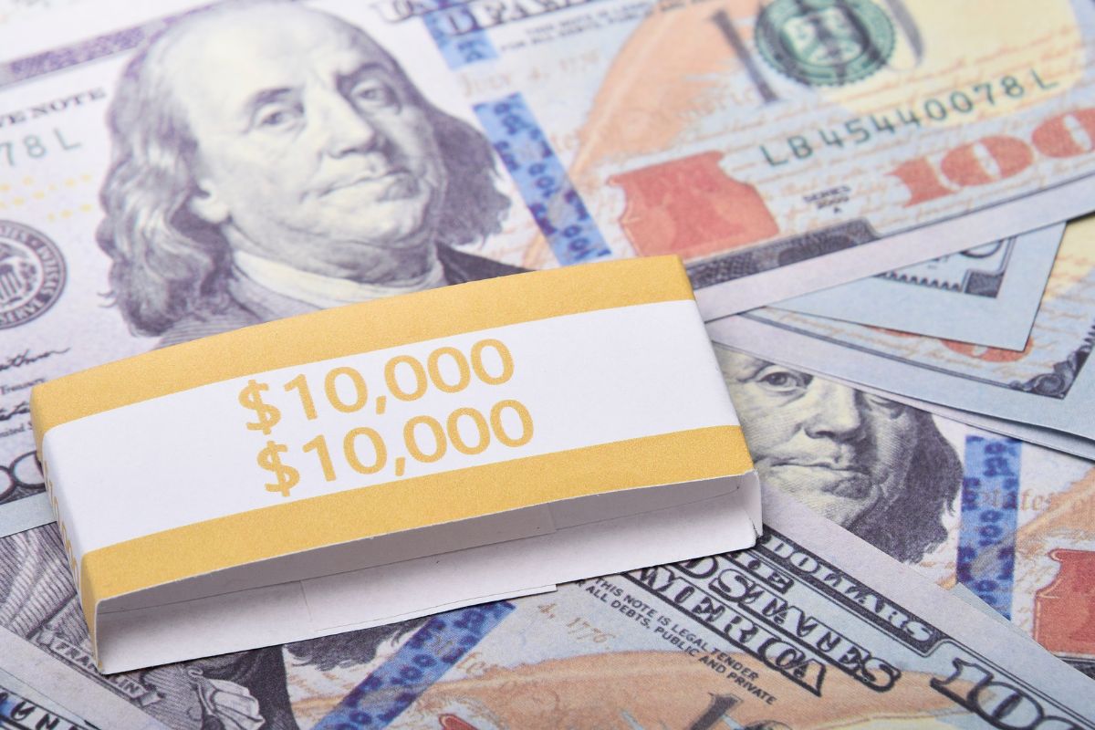 11 Brilliant Tips to Save Your First $10k - Money Bliss